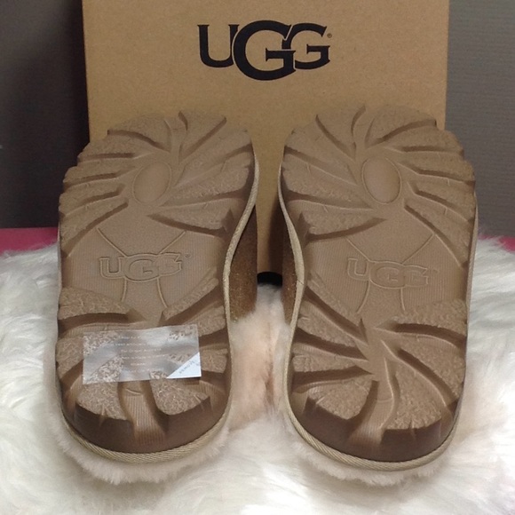 UGG | Shoes | Ugg Coquette Gold Sparkle Slippers | Poshmark